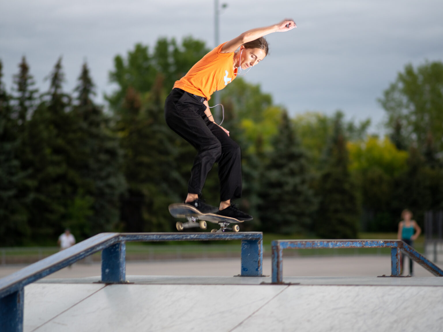 Female Skateboarder stands up against trans skater after major event ...