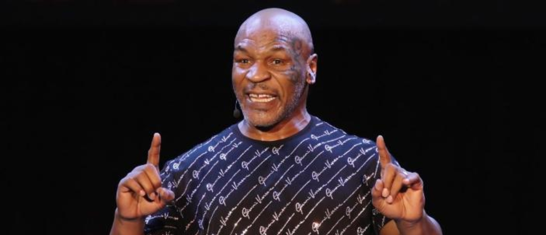Mike Tyson names best active fighter and makes "legend" prediction