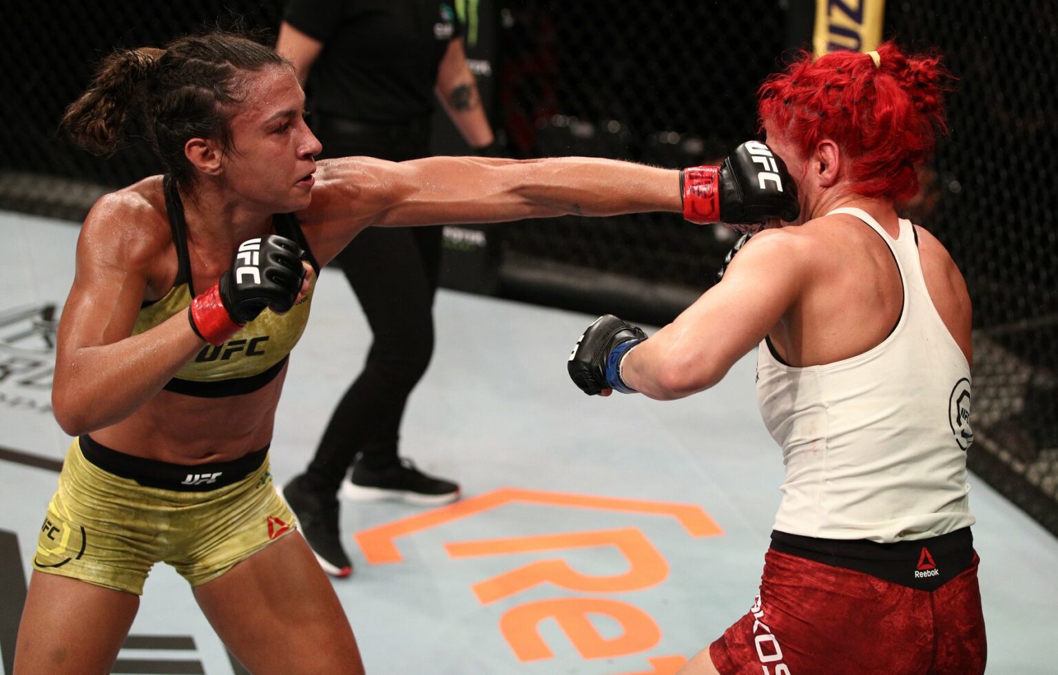 UFC's Hottest star: Amanda Ribas Through the Years